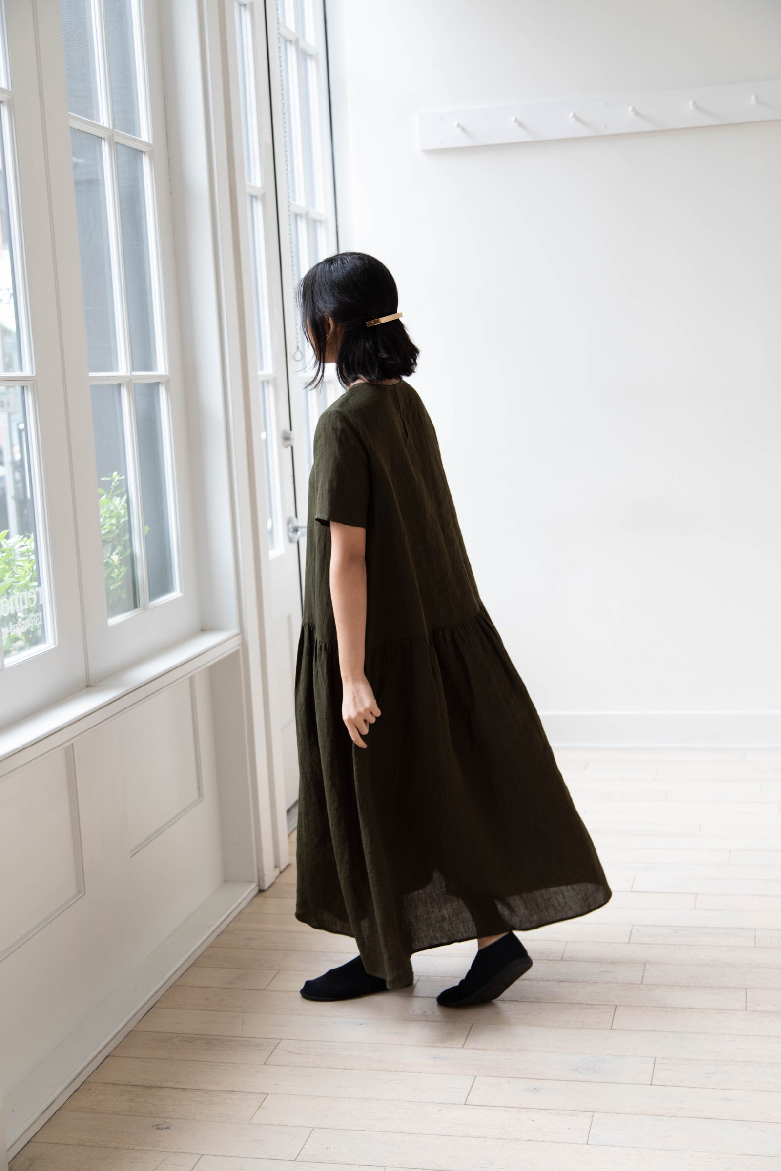 rennes — Apuntob | Linen Dress in Olive Green