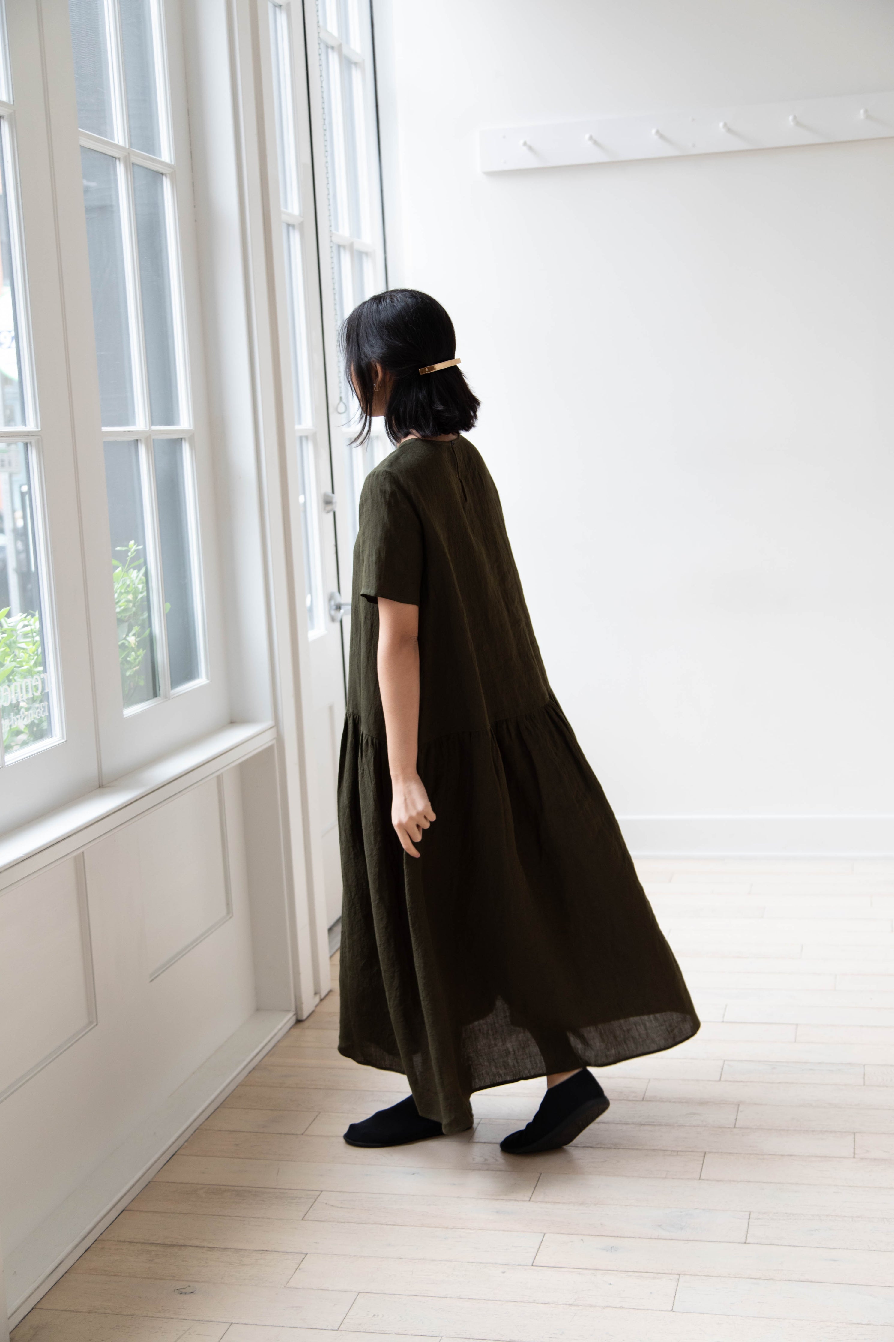 rennes — Apuntob | Linen Dress in Olive Green
