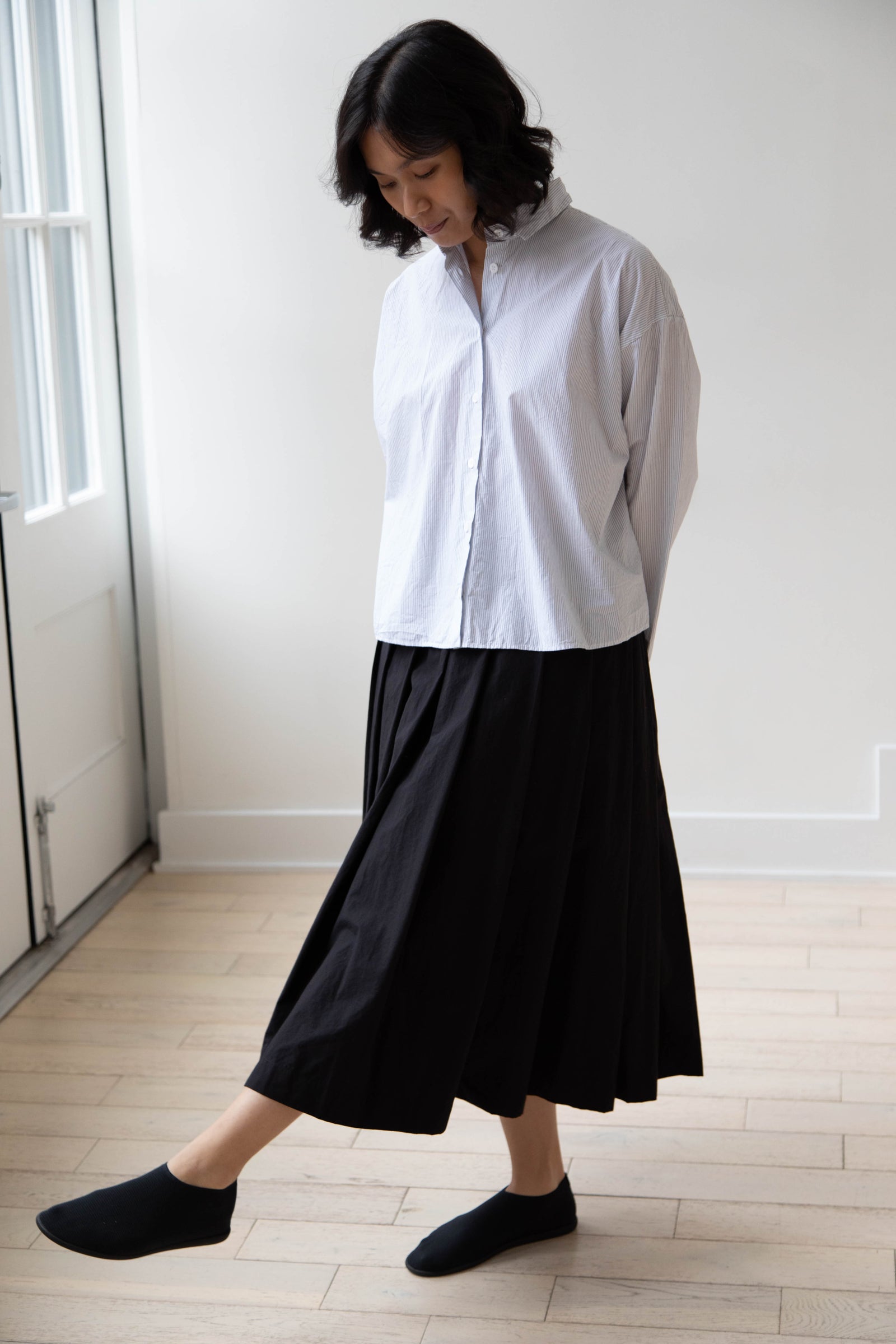 rennes — Bergfabel | Short Overshirt in White Pinstripe