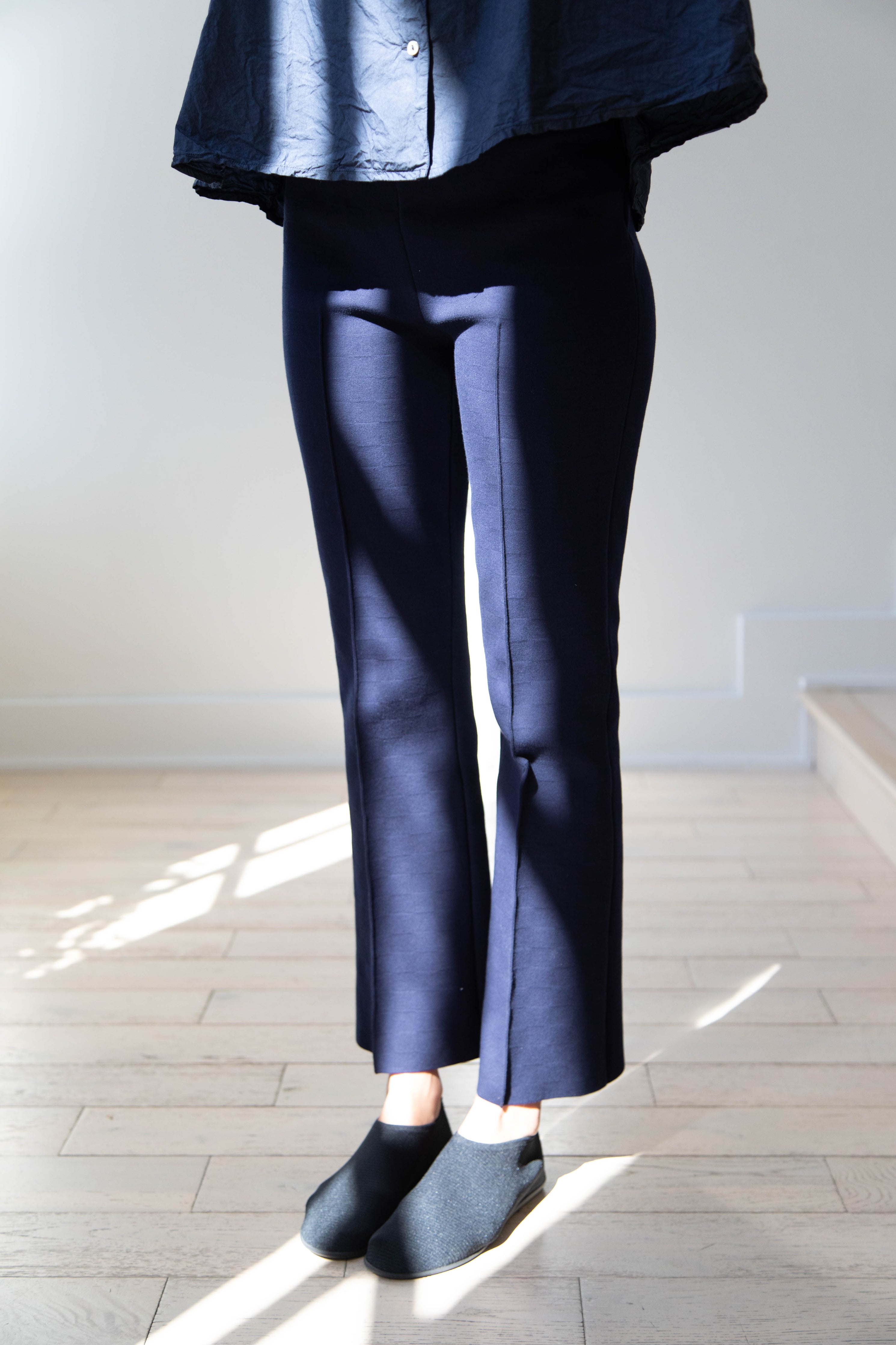 rennes — High Sport | Kick Pants in Navy